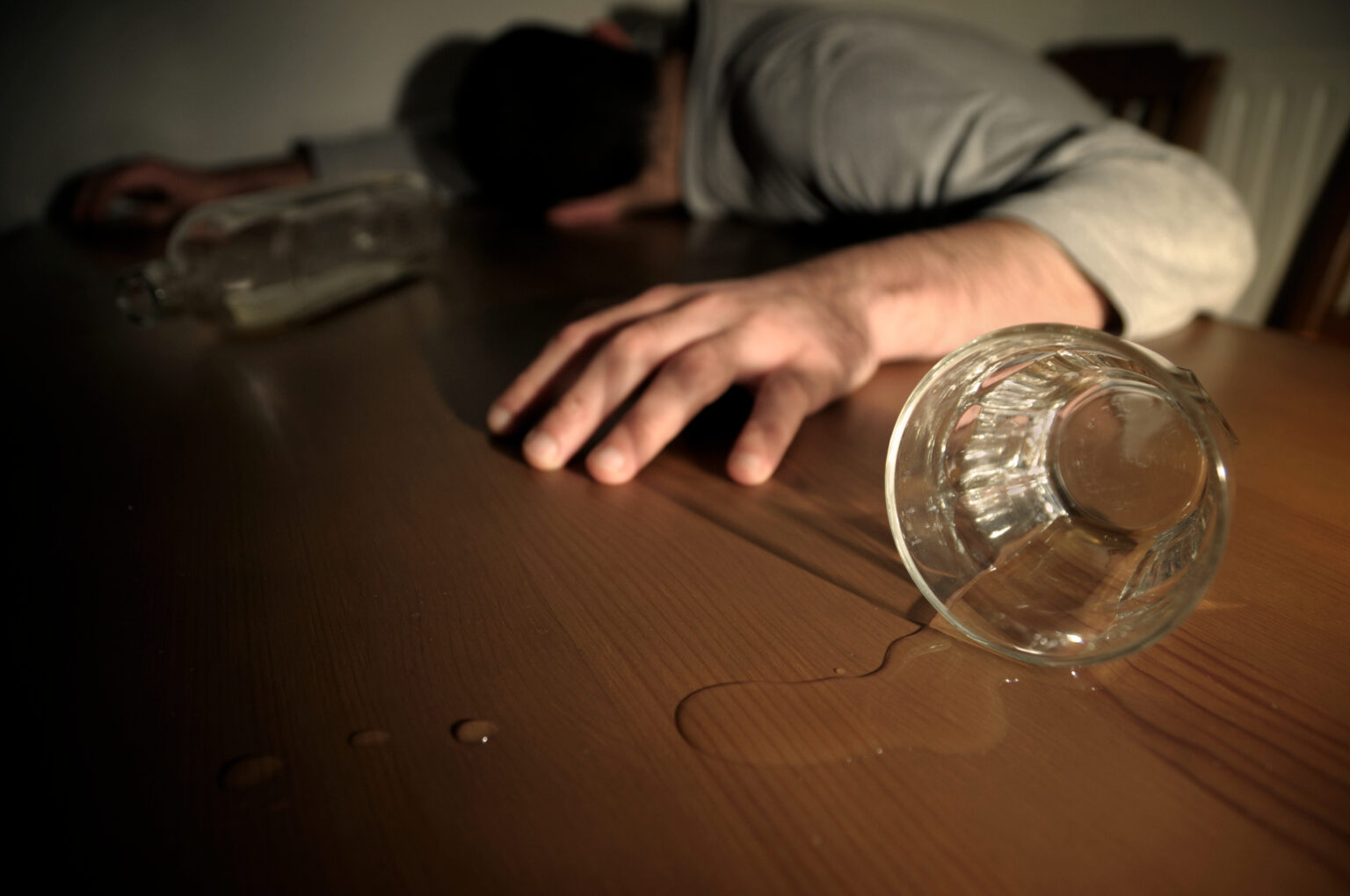 What’s the Difference Between Physical Dependence and Psychological ...